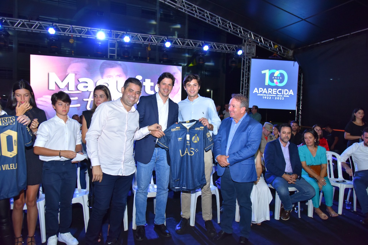 Homenagem a Maguito Vilela reúne centenas de pessoas em Aparecida ...