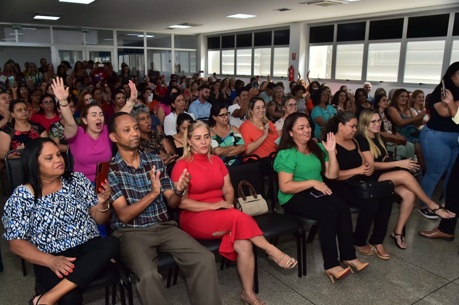 Prefeitura de Aparecida valoriza servidores públicos municipais ...